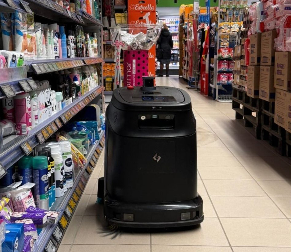 Phantas - Commercial Cleaning Robot - Gausium
